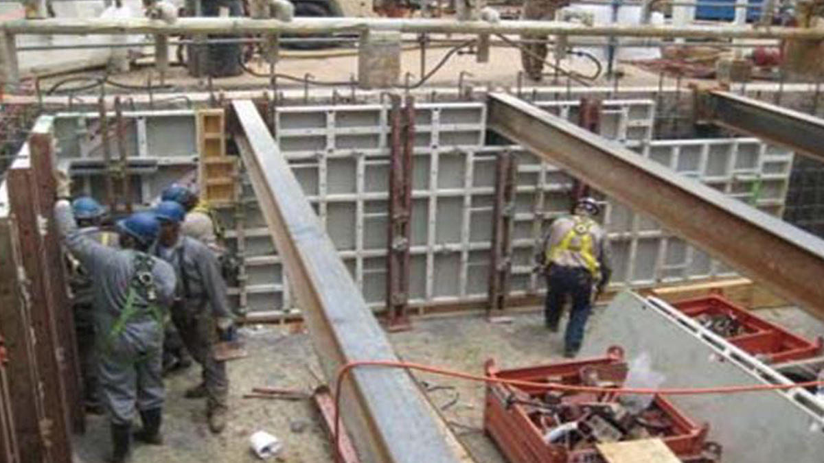 Liner for Sulfur Pit Extends Service Life | STRUCTURAL