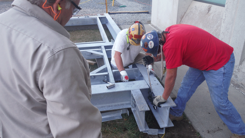 roof-support-frame-assembled-ground | STRUCTURAL