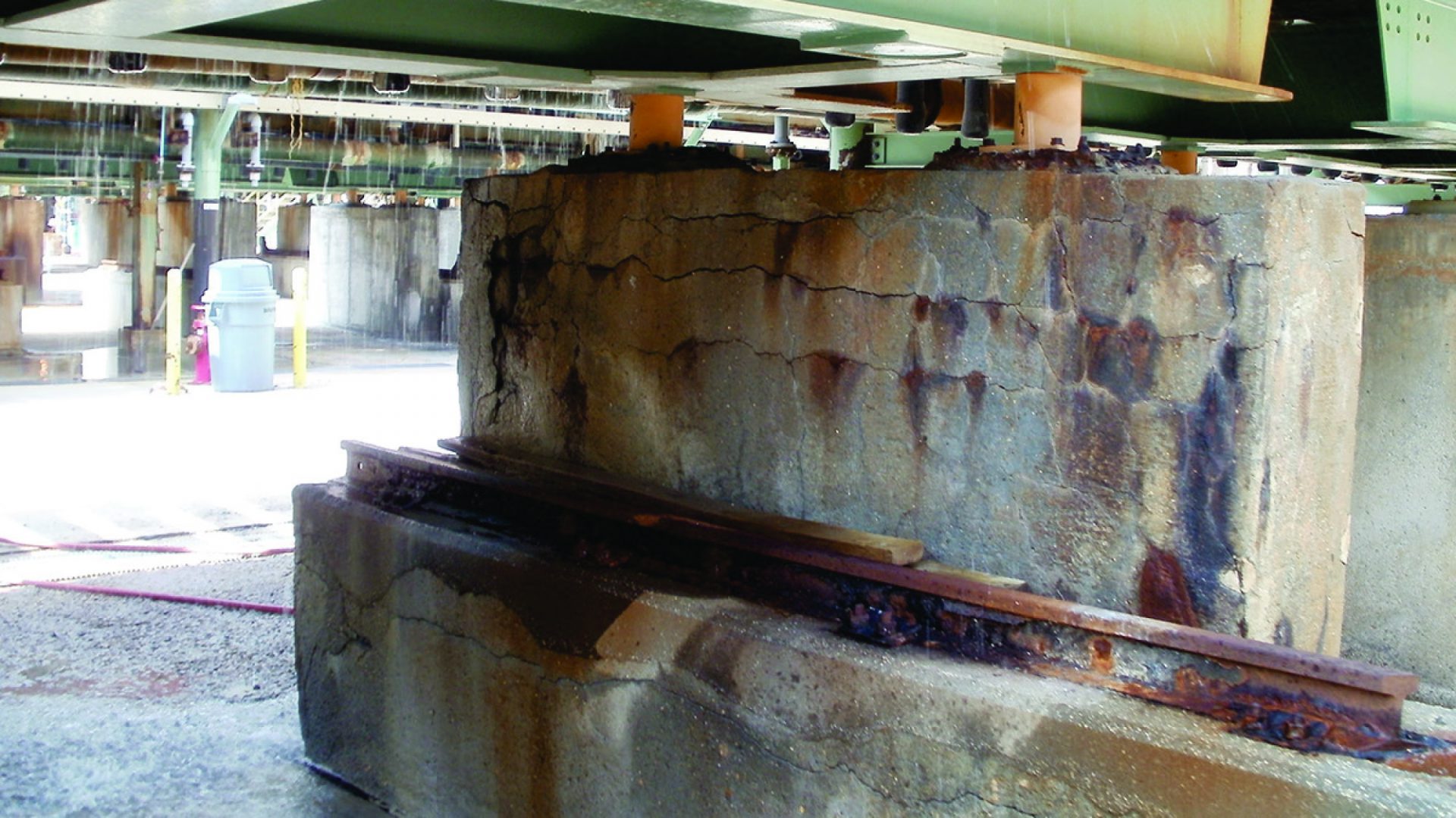 pedestal-corrosion | STRUCTURAL